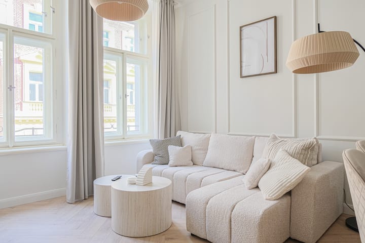 4 Minutes National Theather Apartment - Prague