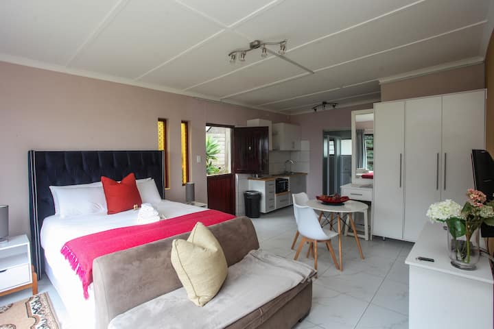 Clearview Estuary Apartment 1 - East London