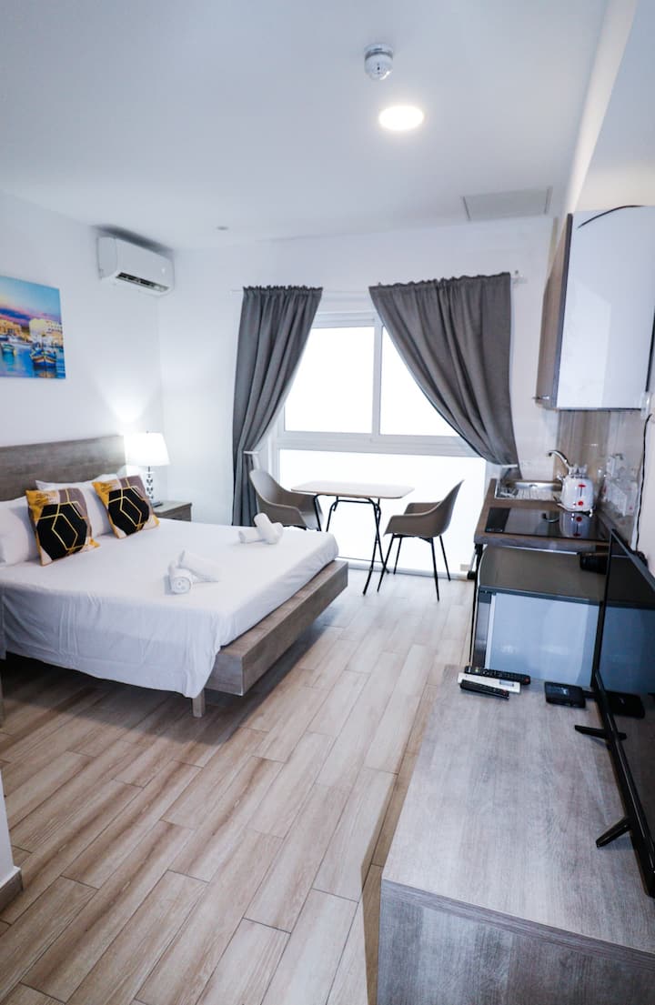 Economy Double Studio - Malta