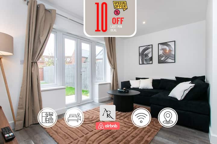 Colchester | 2br Home | Wifi & Parking Free - Essex