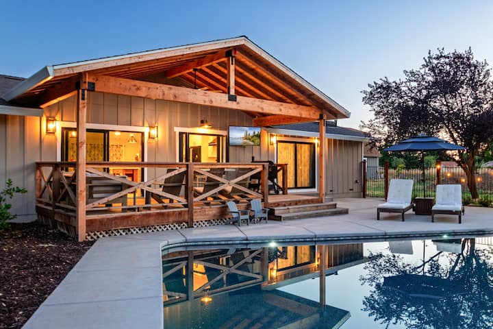 Granite Bay Farmhouse W/pool/spa & Outdoor Oasis - Granite Bay, CA