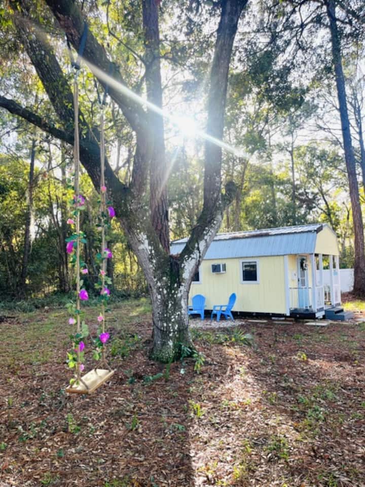 Serene's Tiny Cottage - St. Augustine, FL