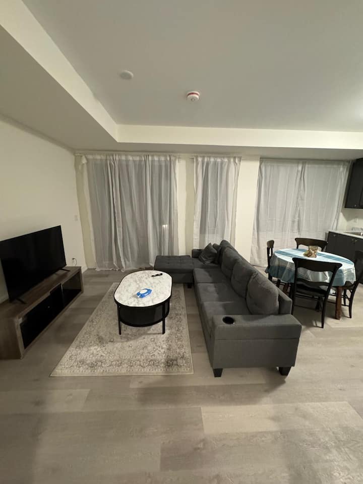 Cobourg Special Place
2 Beds , 2 Bedrooms - Cobourg