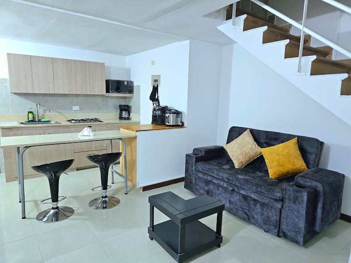 Casa Dúplex En Prados Del Norte - Yumbo