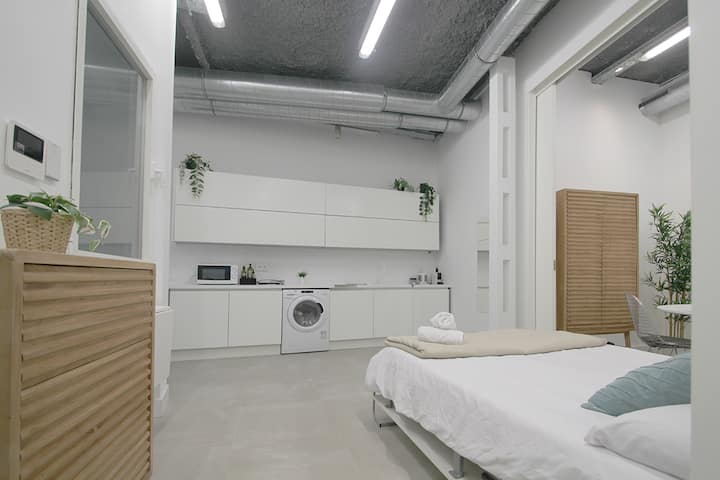 Nice Design Studio In Citycenter! - Chueca