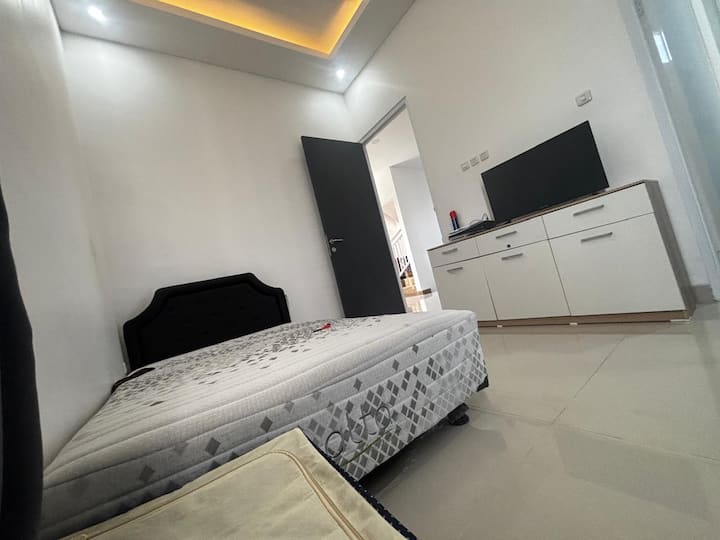 Zulkifli - Kalamazoo, MI