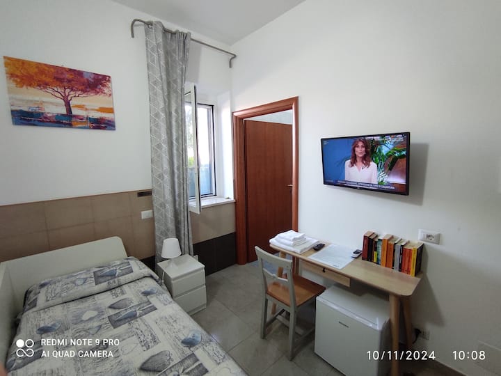 Coccinella - Camera Singola Con Bagno Privato - Sabaudia