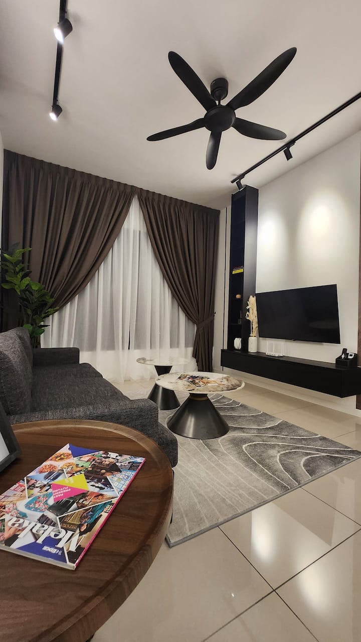 Centre Modern Condo -Klcc, Pwtc, Mt Kiara View - Kepong