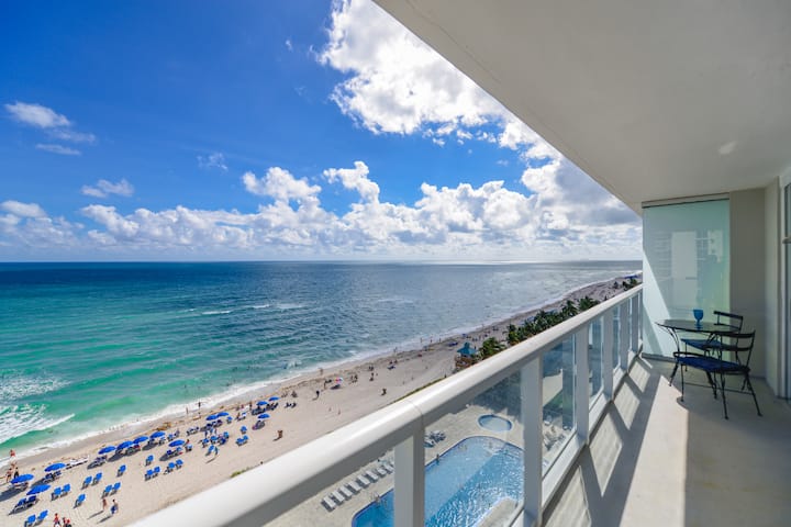Beachfront Bliss - 1 Bedroom - Sunny Isles Beach