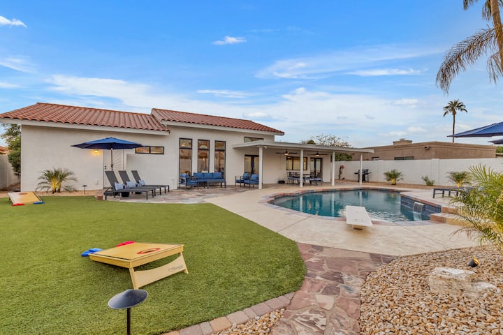 Modern And Classy 4 Bdrm N. Scottsdale Retreat! - Phoenix, AZ