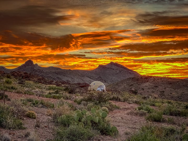Remote Off-grid Zen Desert Dome - Texas