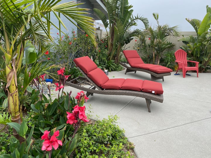 Tropical Retreat 4br Pool Bocce - Rancho Cucamonga, CA