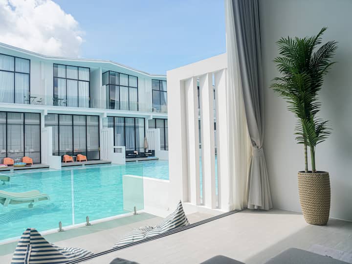 Таунхаус с выходом к бассейну - Thailand