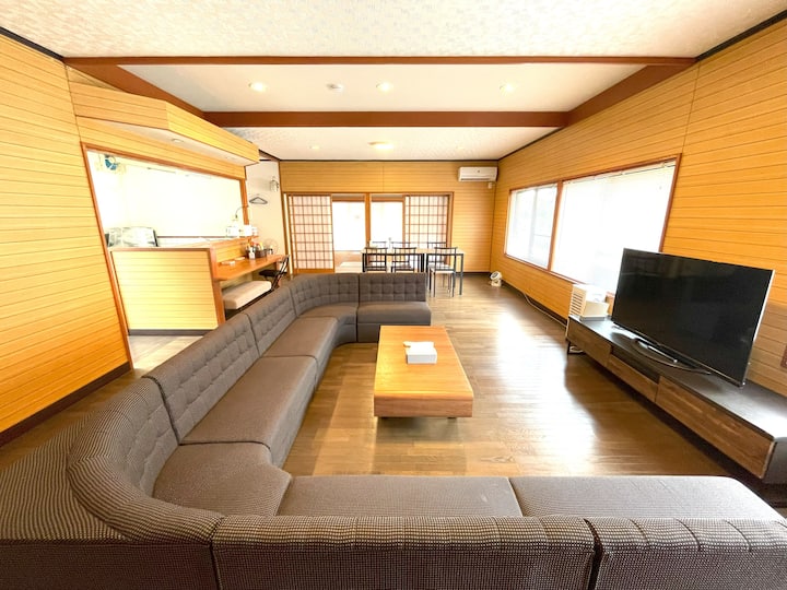 1棟貸切|無料でBbq|アーリーチェックイン|屋根付ウッドデッキ|最大8名様 - 滋賀県