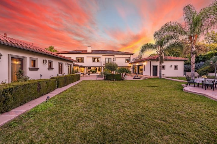 Romantic Private Suite | Elegant Mansion - Brea, CA