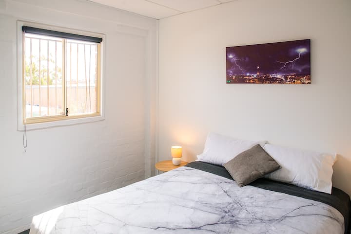 Central Studio Apartment- Unit 3 - Kalgoorlie - Boulder