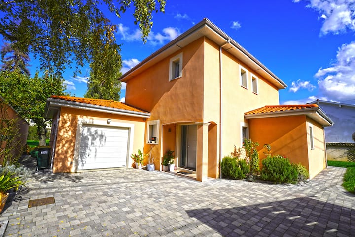 Villa Moderne à Deux Pas De Lyon - Lyon