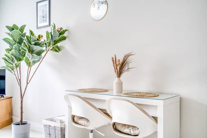 1br Flat Near Heath Hospital 10 Min Walk - Cardiff