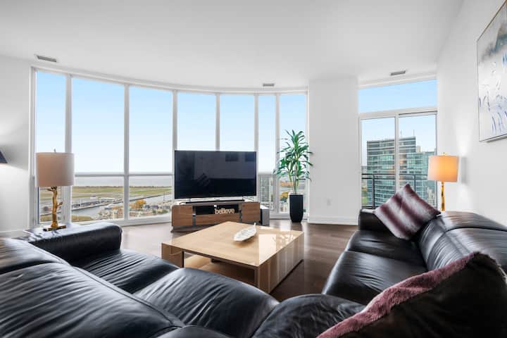 Rentx | Waterfront Penthouse W/ Private Elevator - Mississauga
