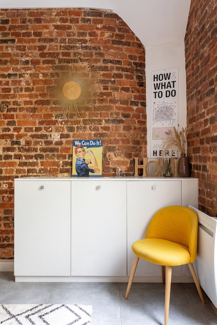 Maison Orange à Montmartre Près Du Sacré-cœur - Paris