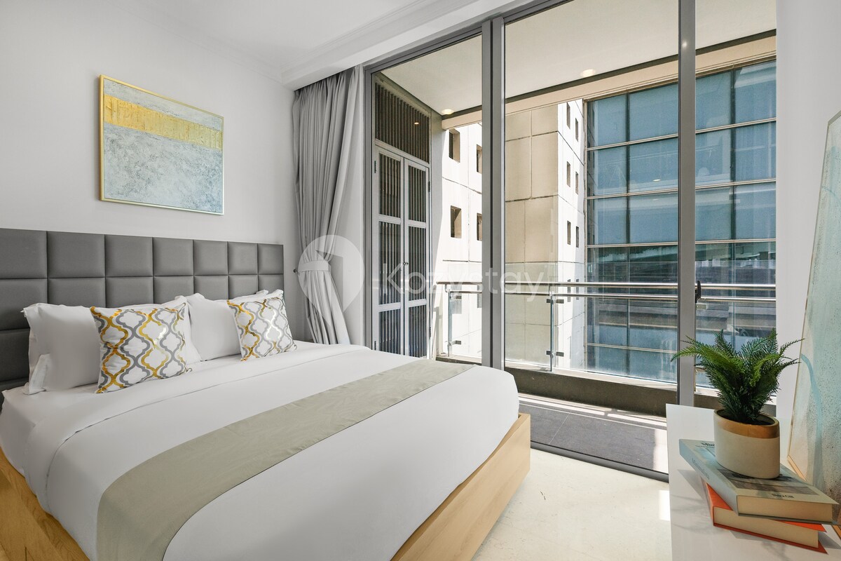 Ashton by Kozystay | 2BR | Next to Mall | SCBD - Apartments for Rent in ...
