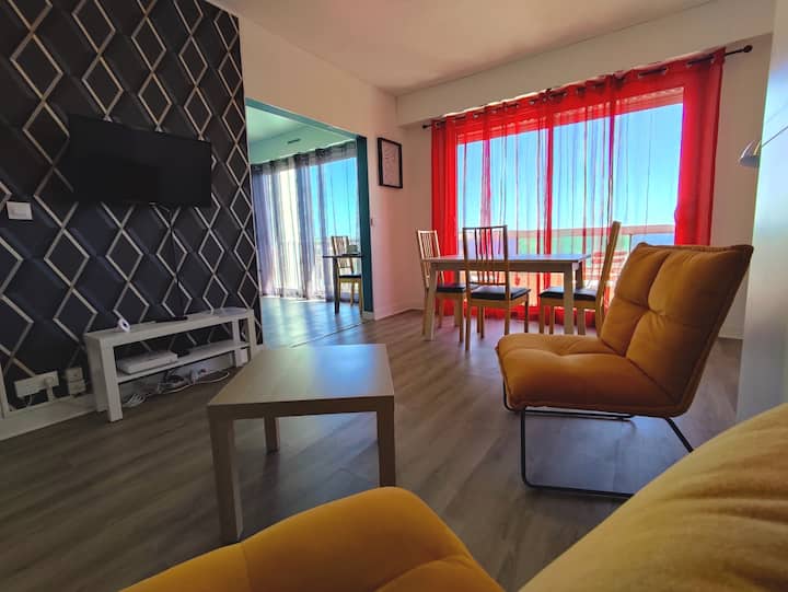 Agréable Studio Avec Garage Et Superbe Vue - Angoulême