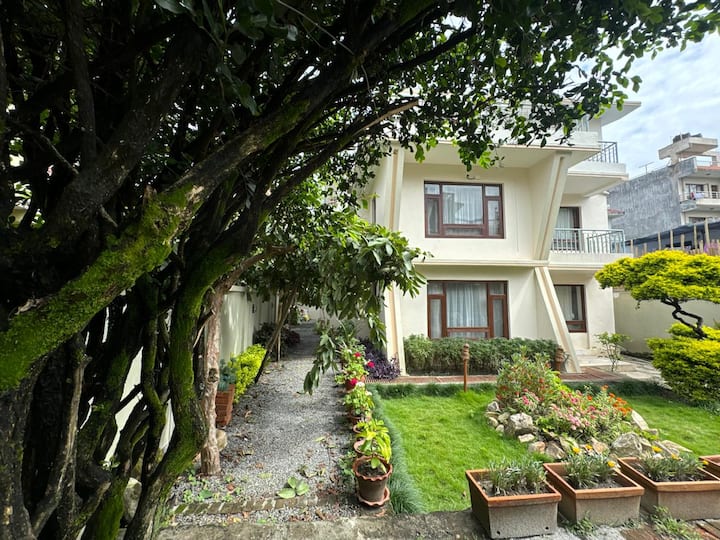 Peaceful Rooftop Living | Spacious 2bhk, Kathmandu - Népal