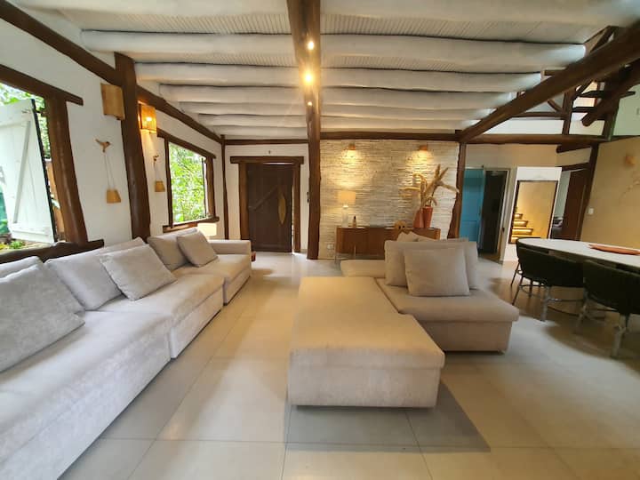 No Condomínio, 6 Quartos Com Ar Cond. Itamambuca24 - Brazil