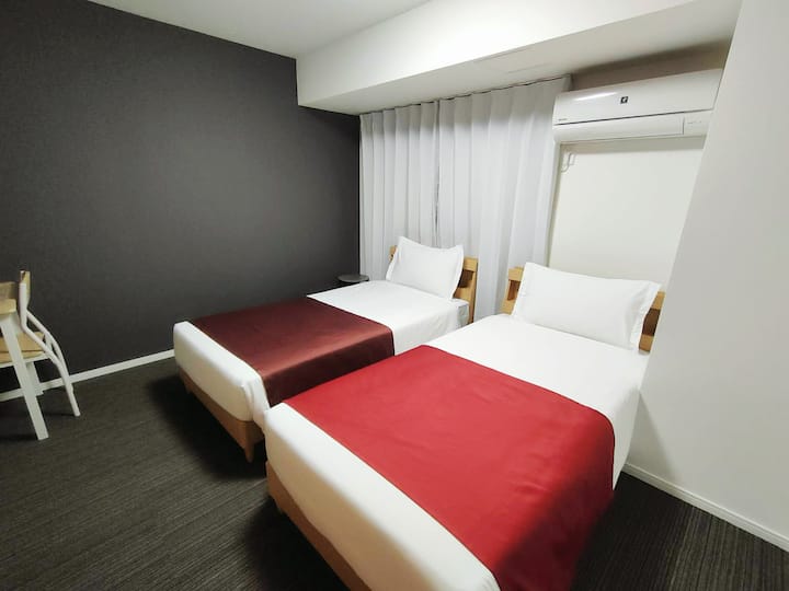 Jr山手線　Uguisudani鶯谷駅まで徒歩4分、上野駅からも近い - Ueno Station