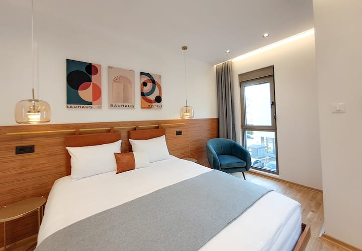 Stylish Apartment + Underground Parking - Podgorica