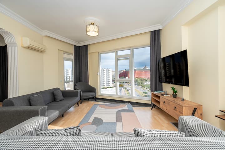 Kundu'da Geniş Lüks Suit - Lara Beach