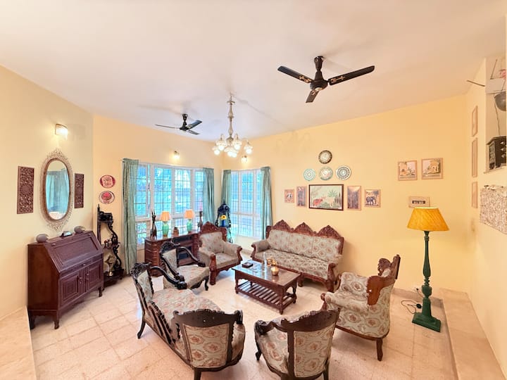 Heritage Haven Spacez Luxe Party Friendly Villa - Bengaluru