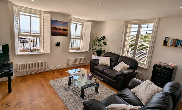Sunrise Apartment - Luxury With Stunning Sea Views - 보로드스테어스