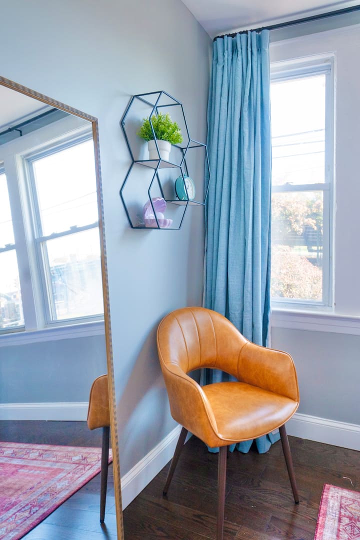 Urban Charm | Group Stay | Near Metlife & Nyc - Newark, NJ
