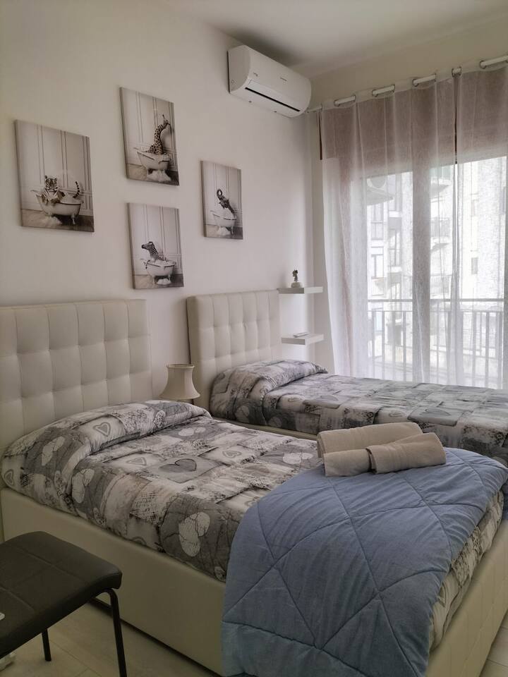 La Villetta - White Room - Battipaglia