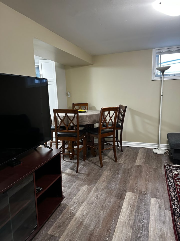 Cozy 2 Bedroom Aprt In Barrie - Barrie