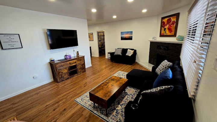 La Casa Del Correcaminos - 3bdrm, 2bath, W/gym - Albuquerque
