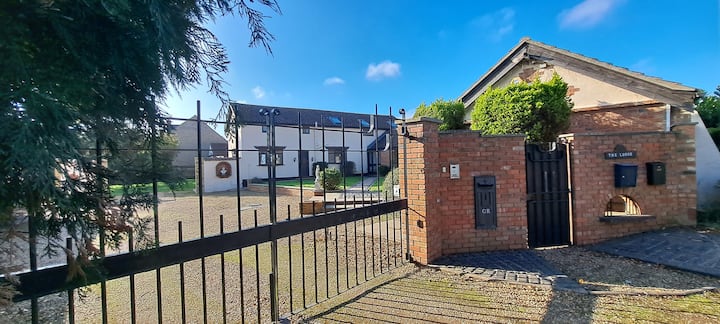 Massive 4 Bed With Country Views Near Peterborough - Cambridgeshire