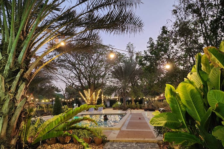 Spacious & Homey Family Room @ Rung Rueng Resort - Chonnabot