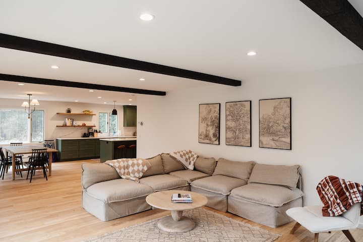 House On The Ridge - Stowe, VT