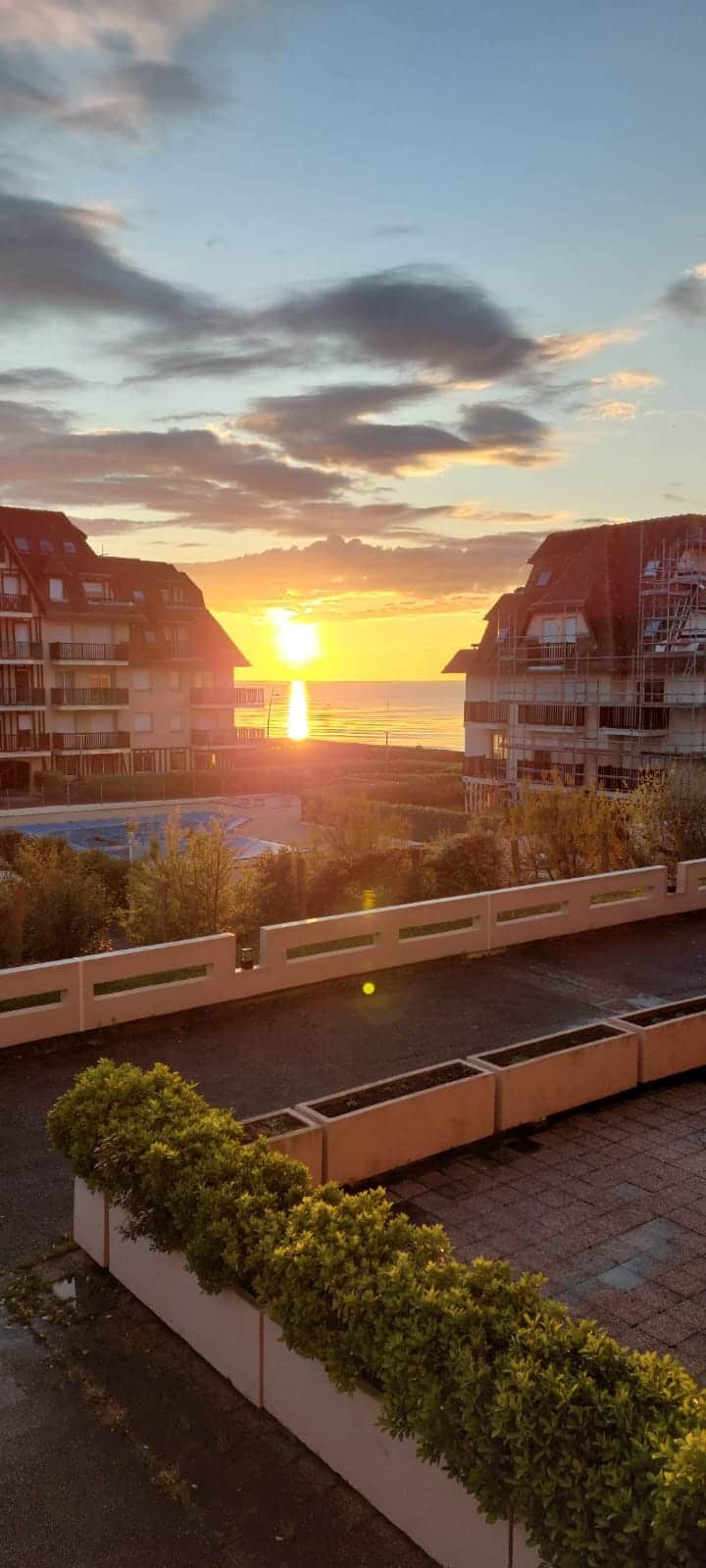Appartement 50m² Calme, Balcon Vue Mer, Spacieux🌅 - Cabourg