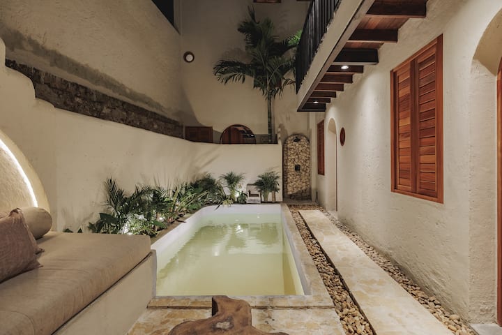 13 Suites Lujo 3 Piscinas W Bkfst + Cln + Sec Incl - 