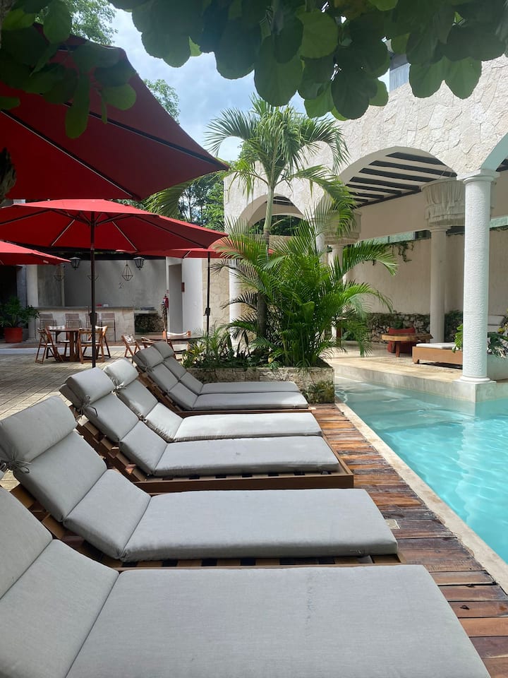 Deluxe Salon - Valladolid