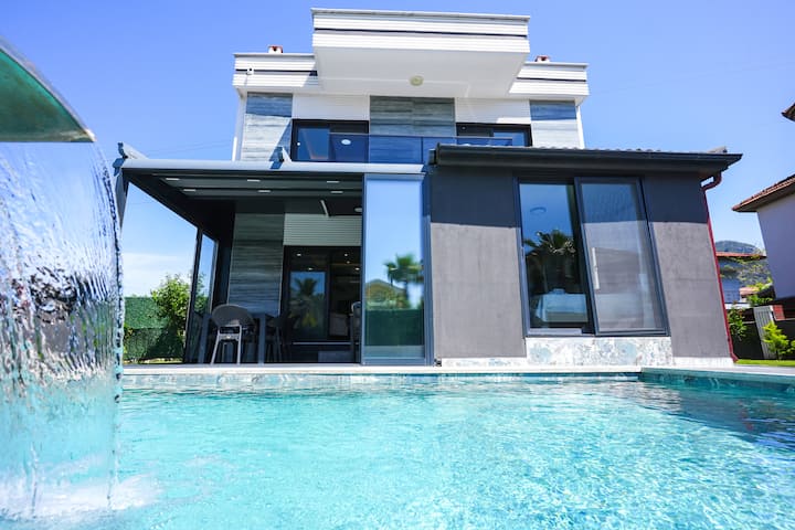 Havuzlu Lüks Max 11 Kişi Yeni Villa Dalyan/muğla - Dalyan