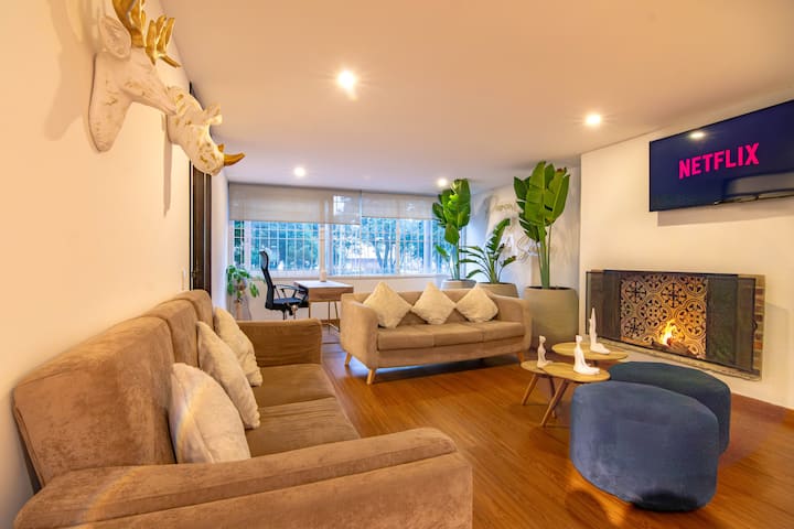 Amplio Apartamento En La Zona T - Bogotá