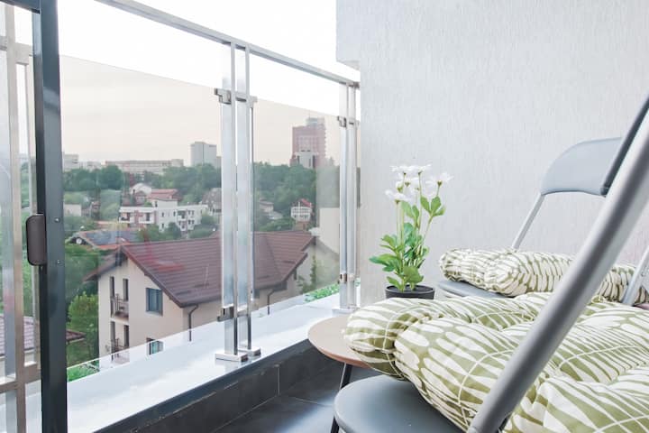 Socialite / 5 Min Walk To Palas - Iași