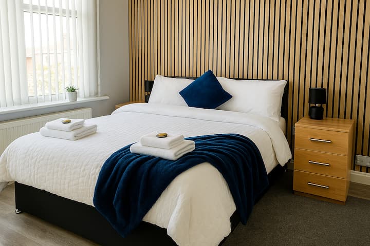 3br House Near Parks & Dockland - Preston