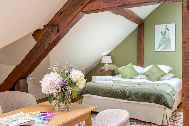 Elegant Studio W/ Ac – Heart Of  Louvre District - Paris