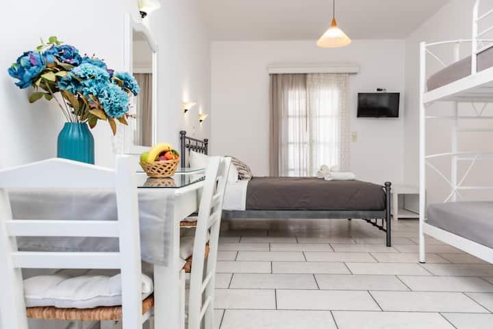 Depis Apartments 4 People Naxos Center - Naxos