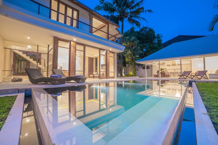 Serene Private Pool 4br Retreat In Ubud | 10pax - Ubud